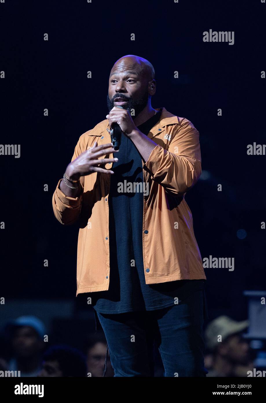 MIAMI, FL-JUNE 1: Anthony Evans, Jr. Performs during the Maverick City ...