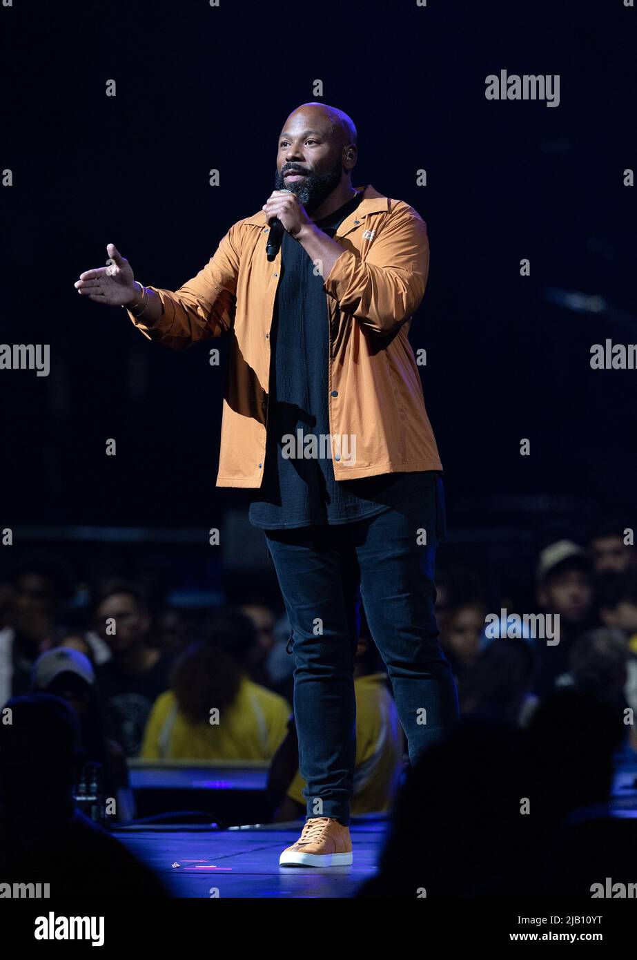 MIAMI, FL-JUNE 1: Anthony Evans, Jr. Performs during the Maverick City ...