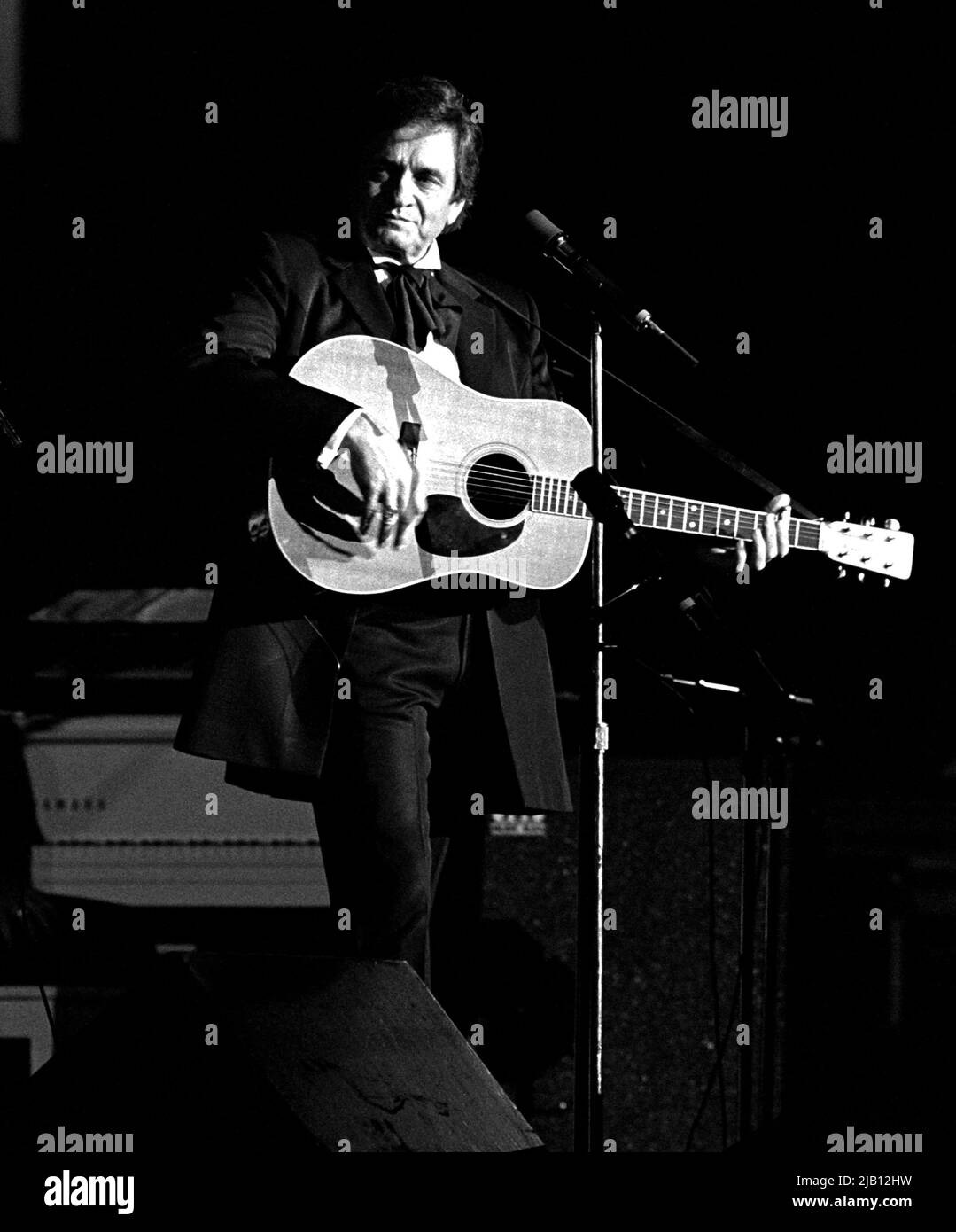 Johnny Cash Performing at The Anaheim Convention Center, 1985 Credit ...
