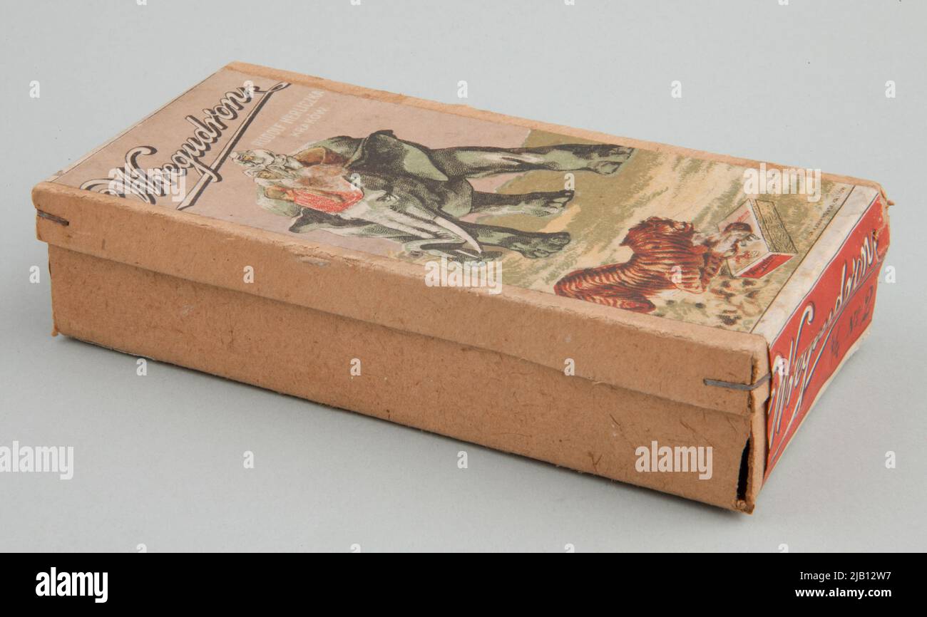 Cigarill hi-res stock photography and images - Alamy