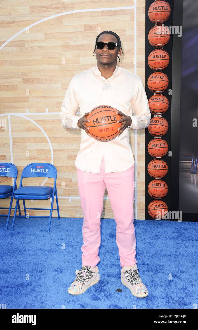 Los Angeles, CA. 1st June, 2022. Anthony Edwards at arrivals for HUSTLE ...