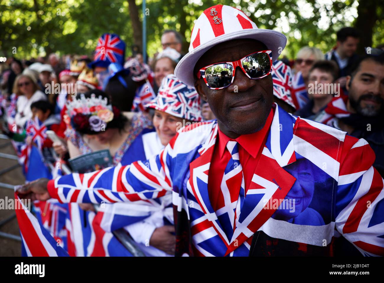 Man wearing union jack suit hi-res stock photography and images - Alamy