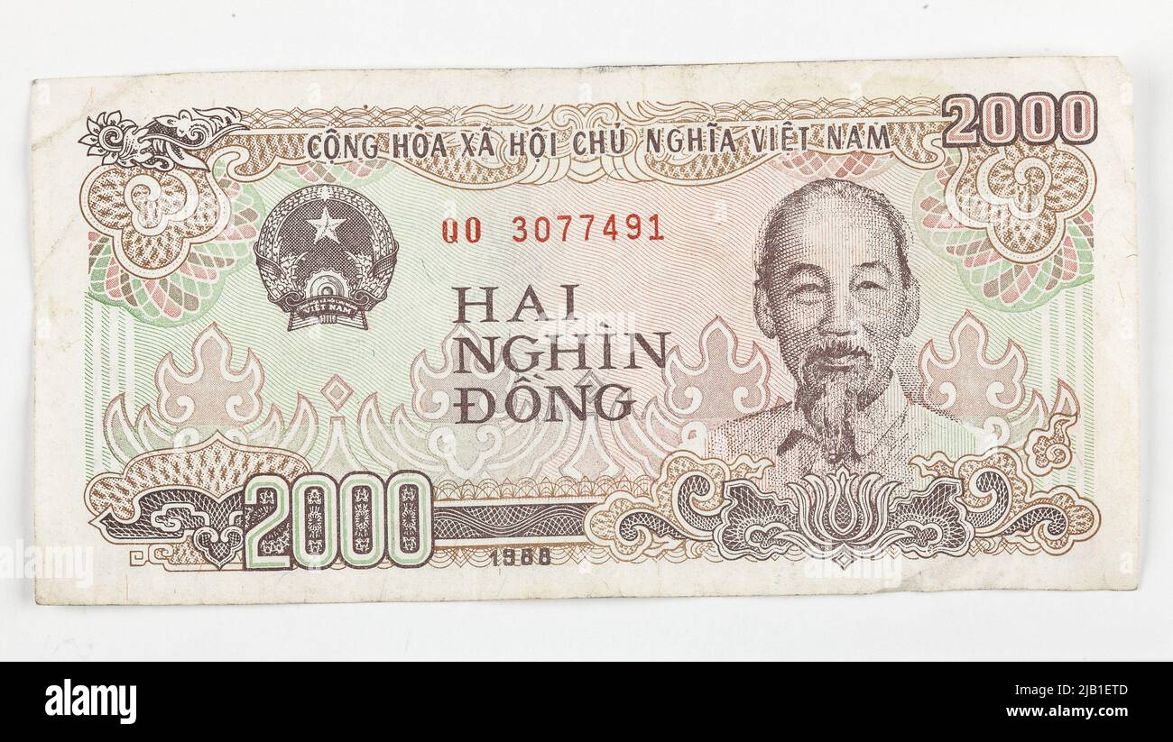 Banknote for 2000 dong; Vietnam; 1988 Stock Photo - Alamy
