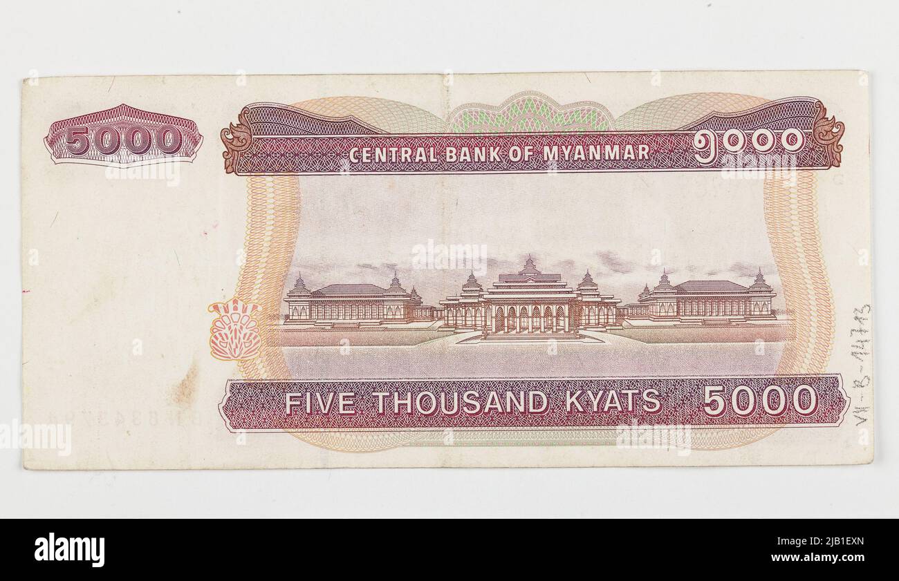 Banknot na 5000 kyats; Central Bank of Myanmar, Myanmar, b.r. (2009 ...