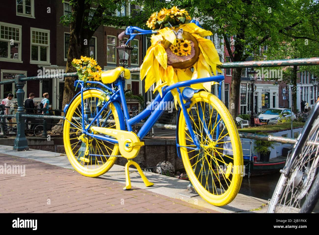 Bike decorated hi-res stock photography and images - Alamy