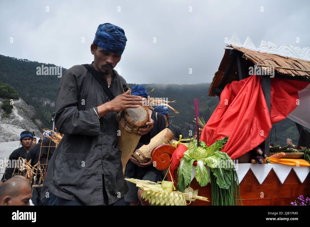 Sunda wiwitan hi-res stock photography and images - Alamy