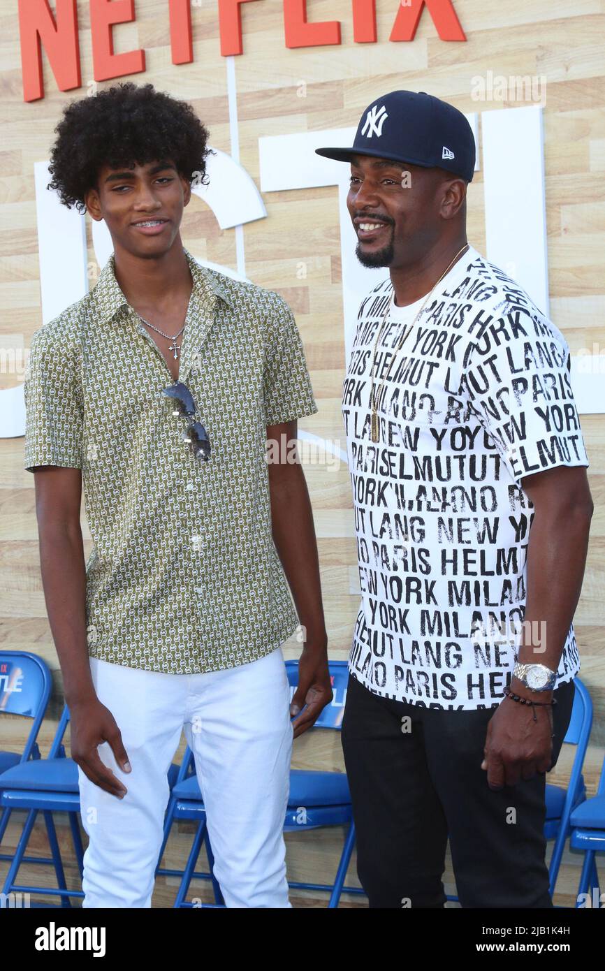 LOS ANGELES - JUN 1: Baron Bellamy, Bill Bellamy at the Hustle Premiere ...