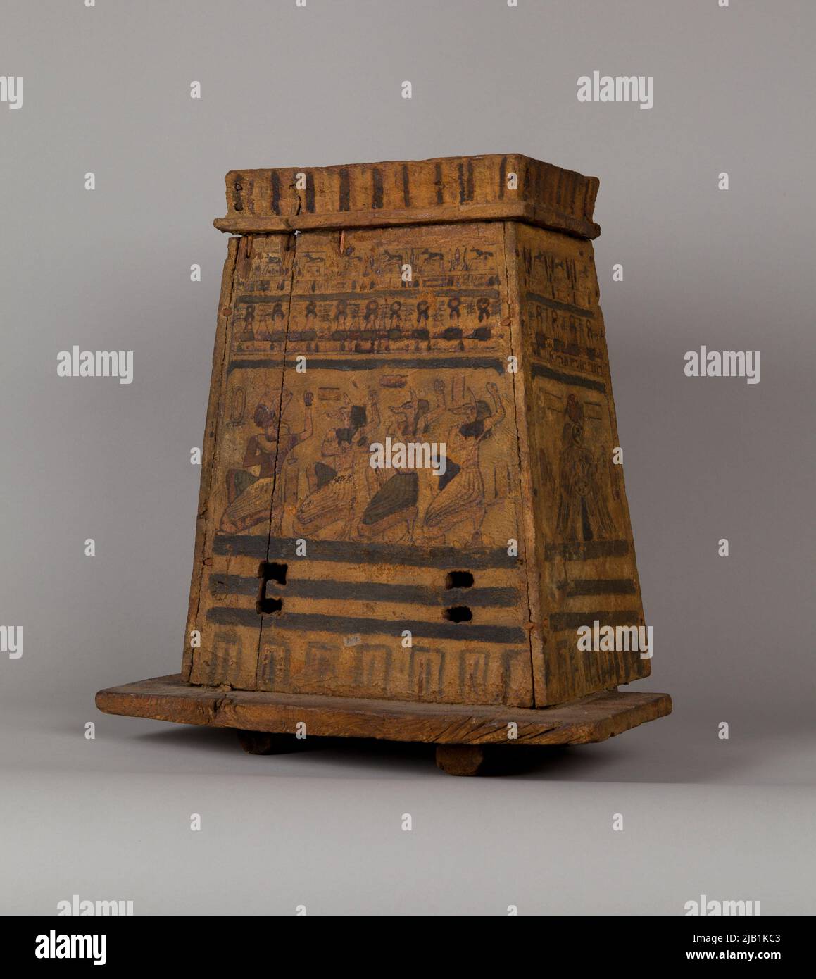 Burial box hi-res stock photography and images - Alamy