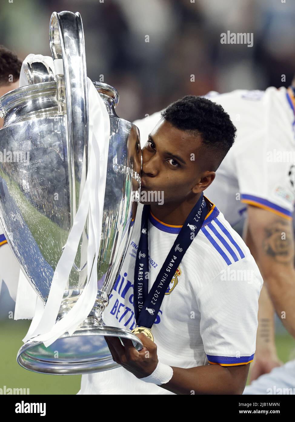 PARIS - Rodrygo of Real Madrid kisses the UEFA Champions League trophy ...