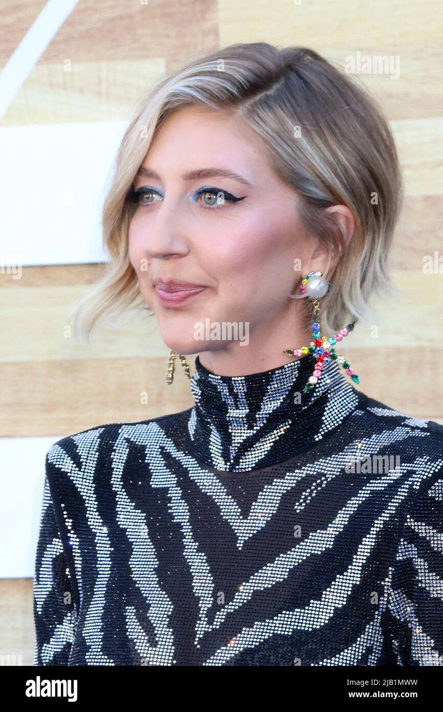 Heidi gardner hi-res stock photography and images - Alamy