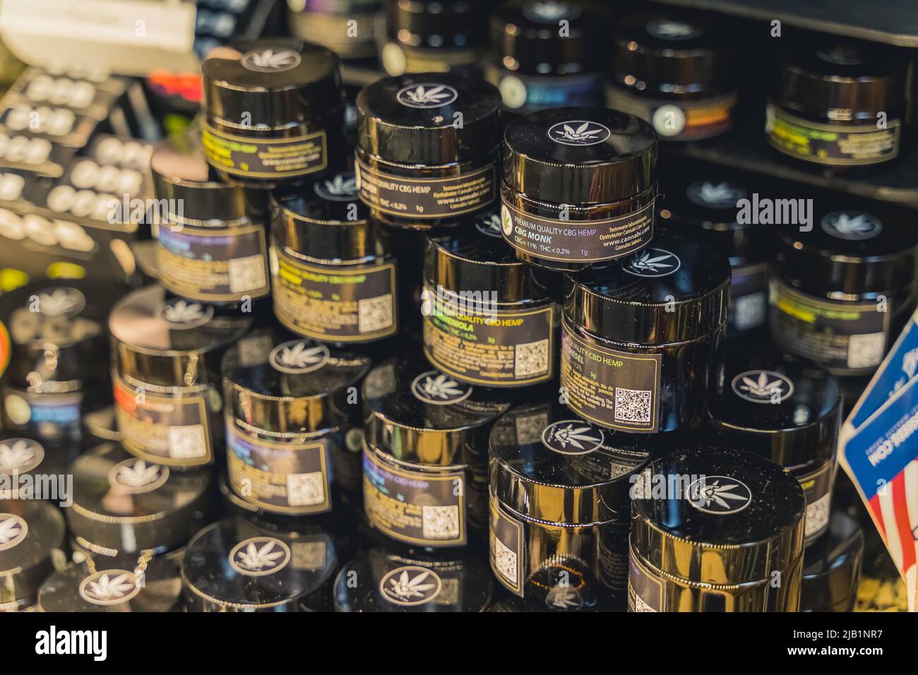 Photo of drug store hi-res stock photography and images - Alamy