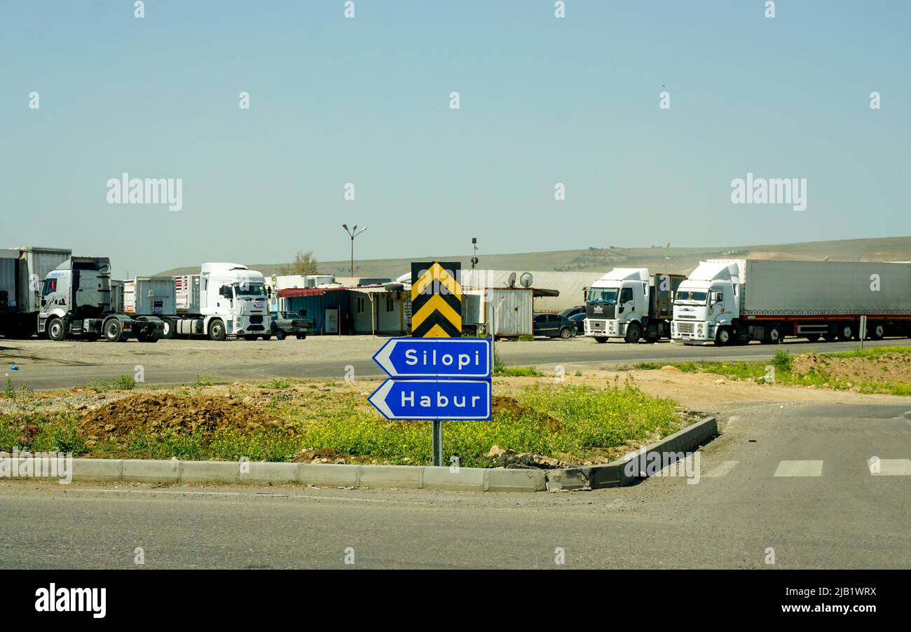 Habur border hi-res stock photography and images - Alamy