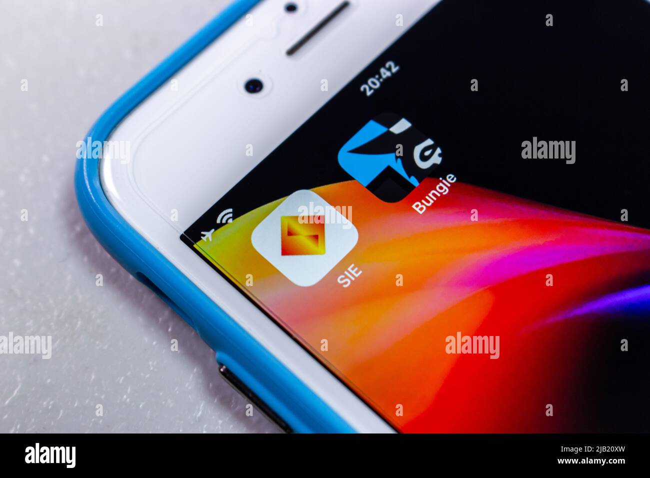 Sie bungie hi-res stock photography and images - Alamy