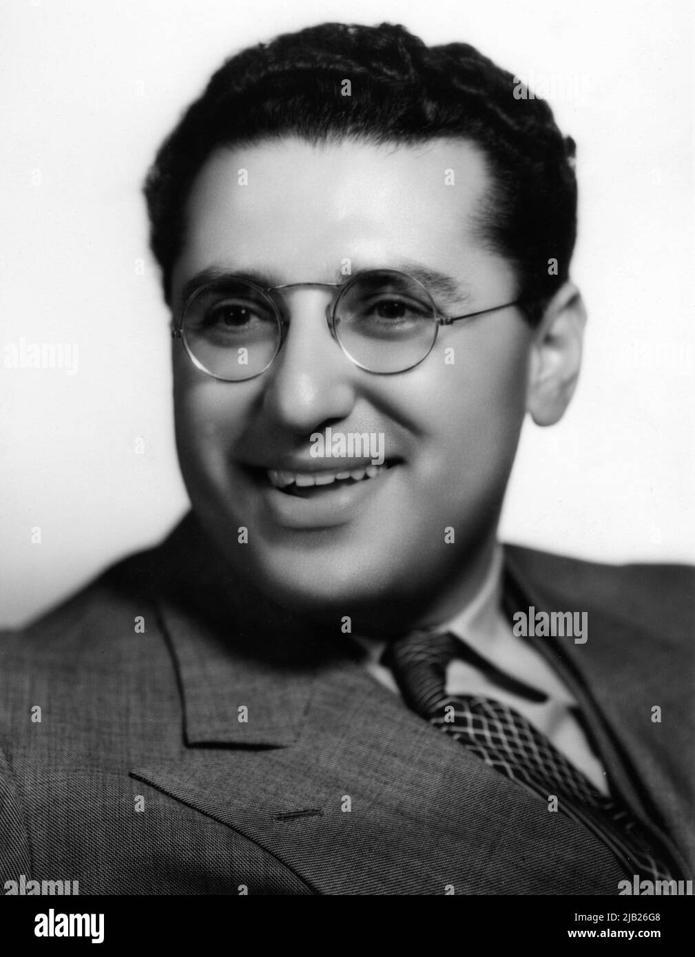 GEORGE CUKOR 1933 Portrait by CLARENCE SINCLAIR BULL publicity for ...