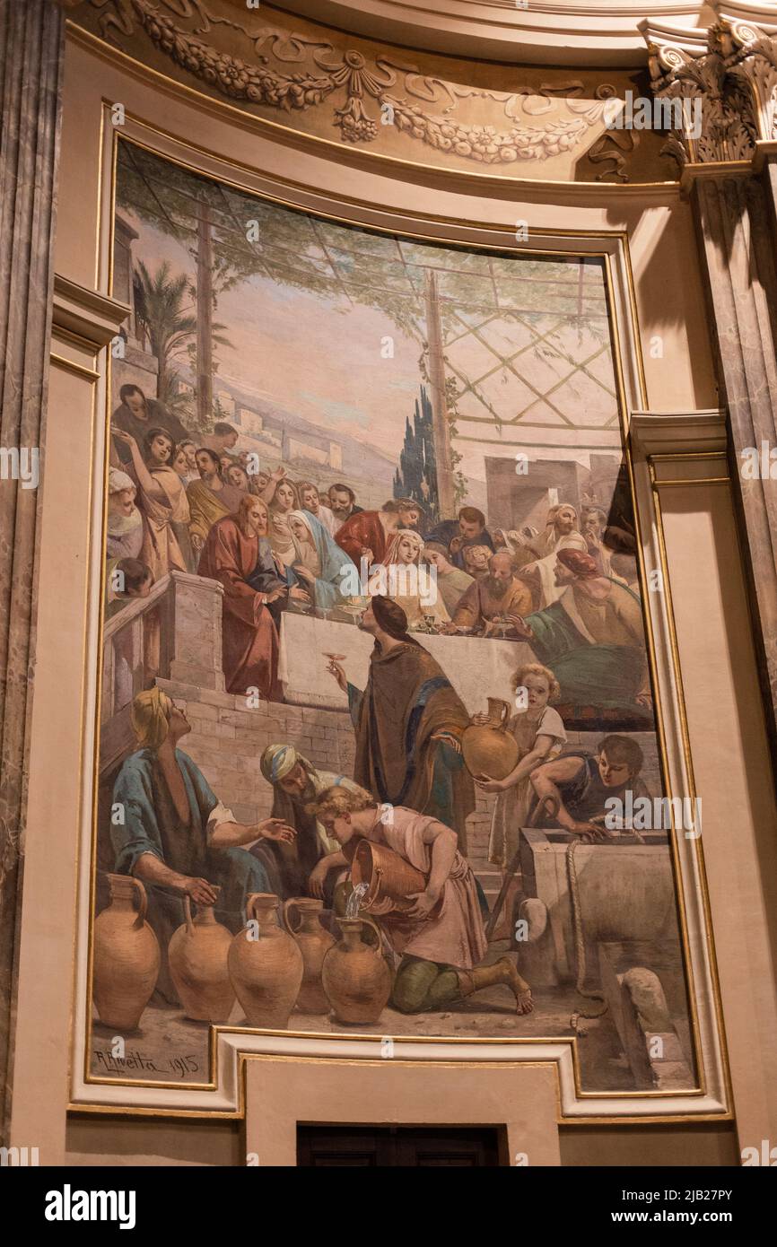 beautiful interior of italian catholic church antique architecture ...