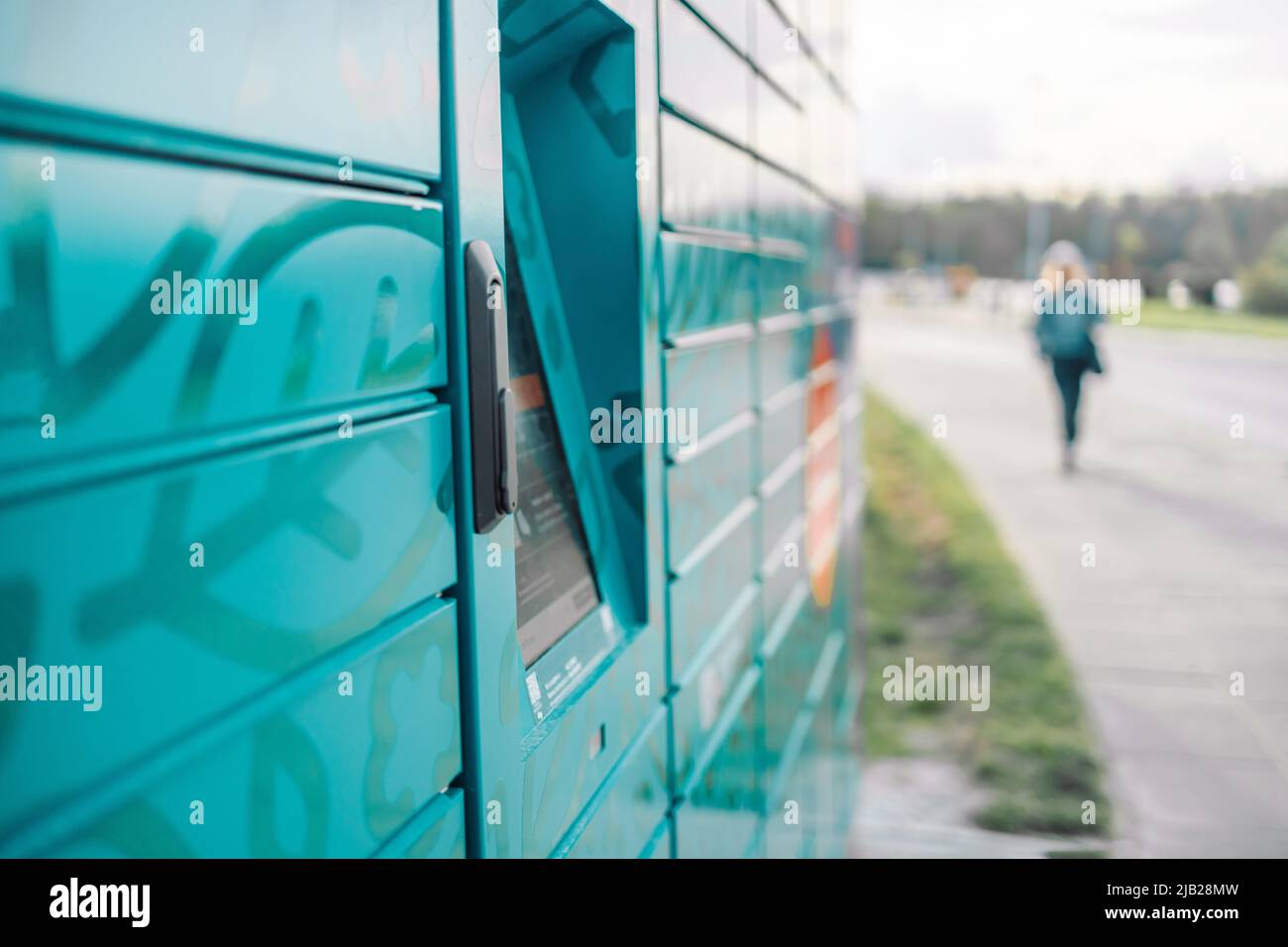 Green automatic mail terminal self service terminal device for ...