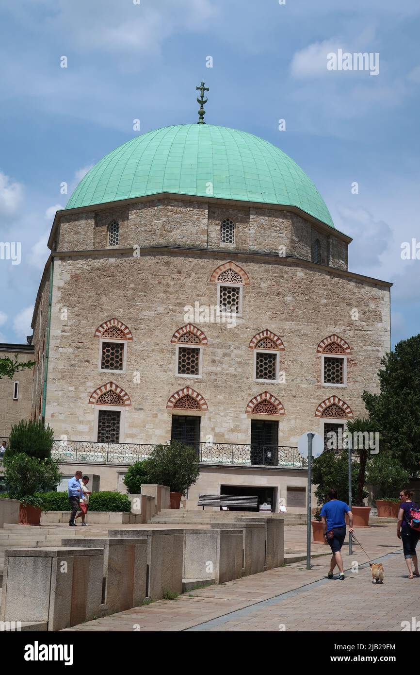 Church and mosque, Pecs, Hungary Stock Photo - Alamy