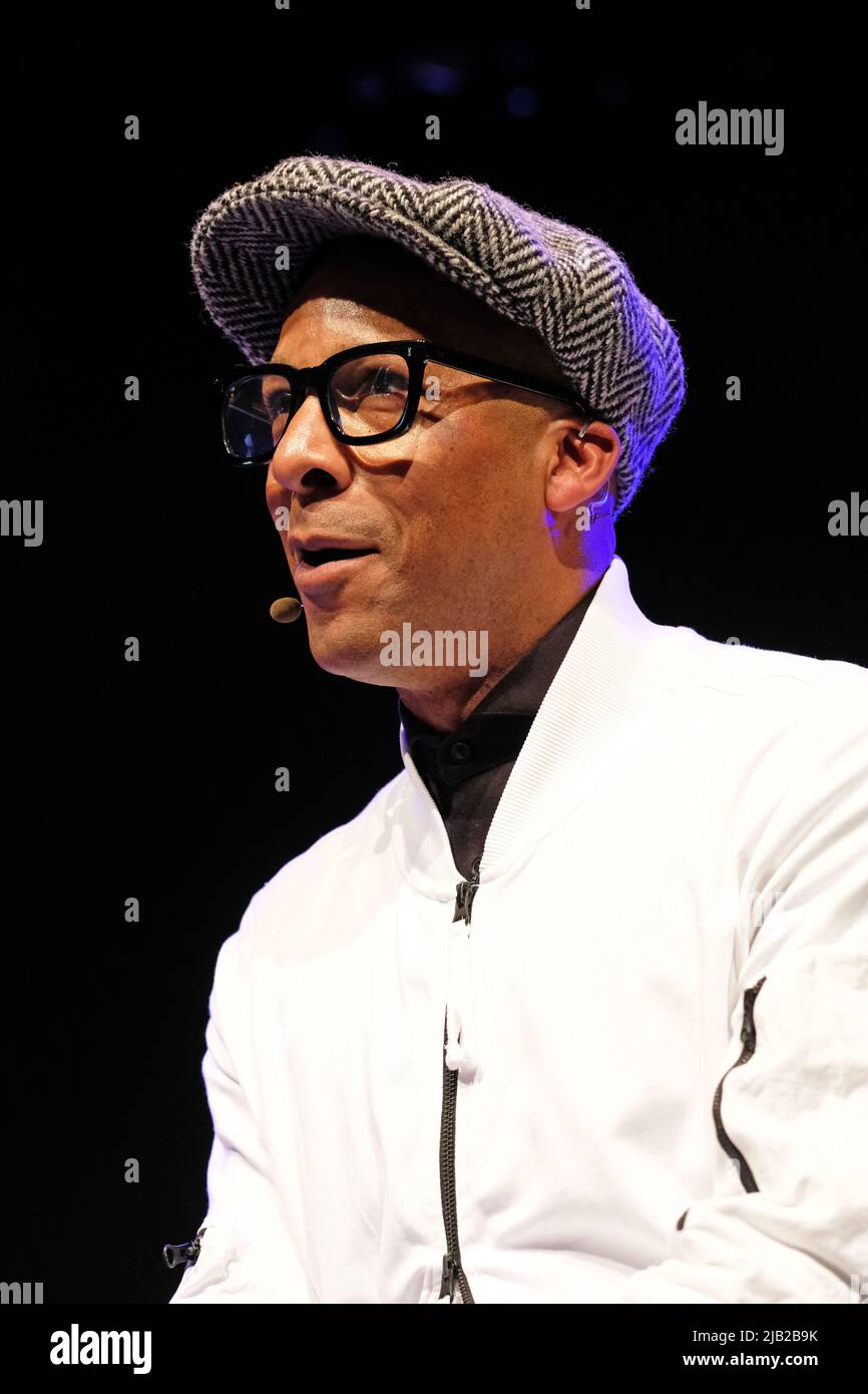 Jay blades hi-res stock photography and images - Alamy