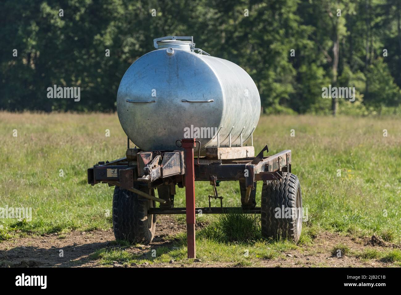 Tank metallic hi-res stock photography and images - Alamy