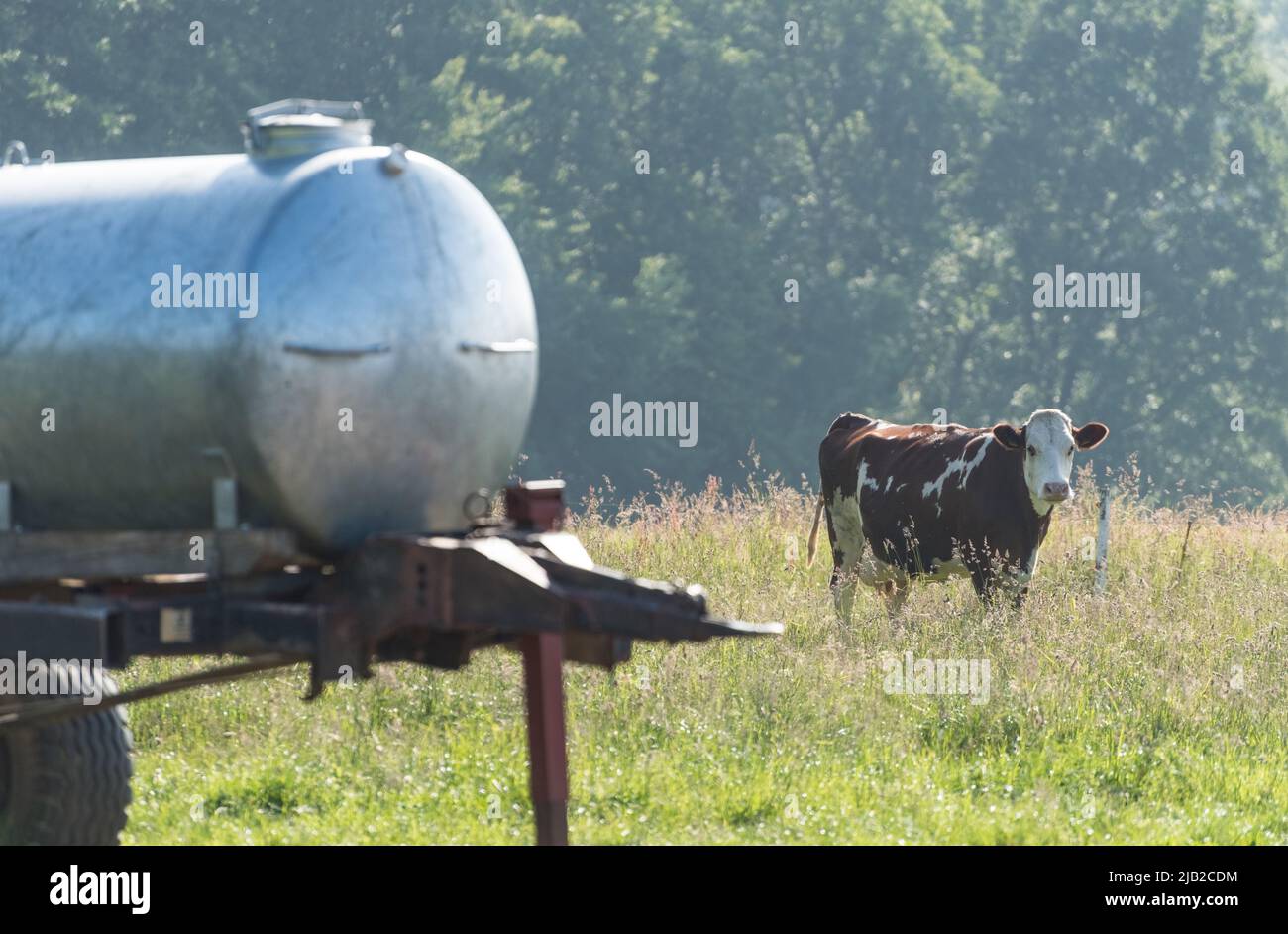 Field water tank hi-res stock photography and images - Alamy