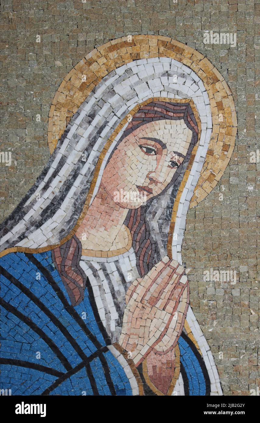 Virgin Mary Praying - mosaic art Stock Photo - Alamy