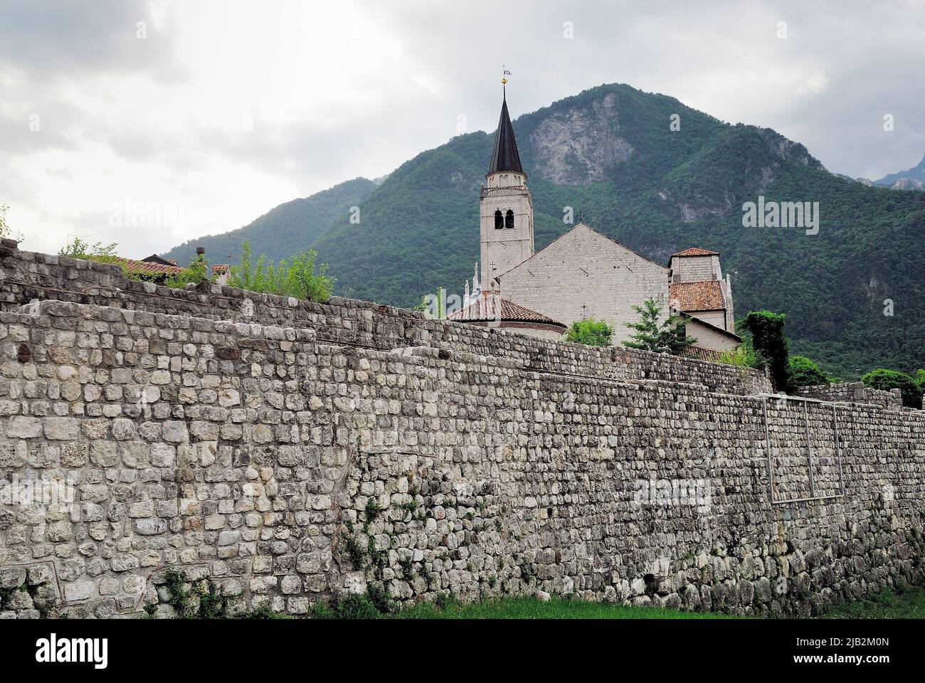 Venzone, Friuli Venezia Giulia, italy. the medieval walls and cathedral ...