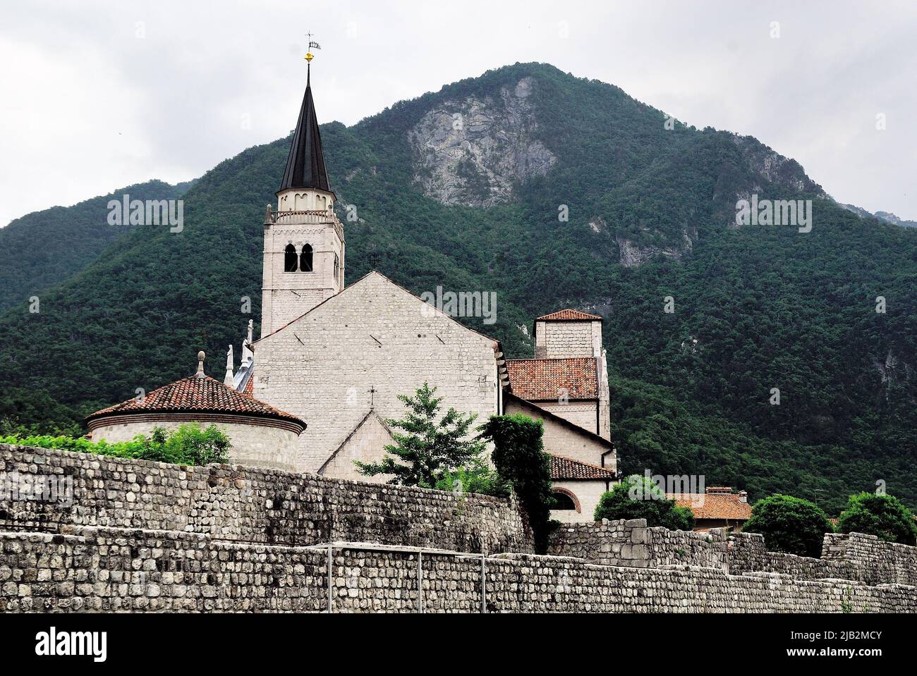 Venzone, Friuli Venezia Giulia, italy. the medieval walls and cathedral ...