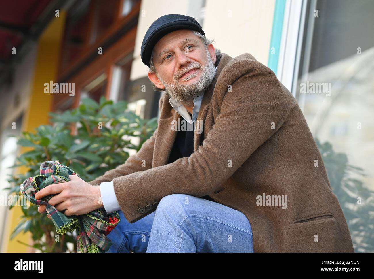 Berlin, Germany. 09th Mar, 2022. Actor Andreas Guenther on a walk ...