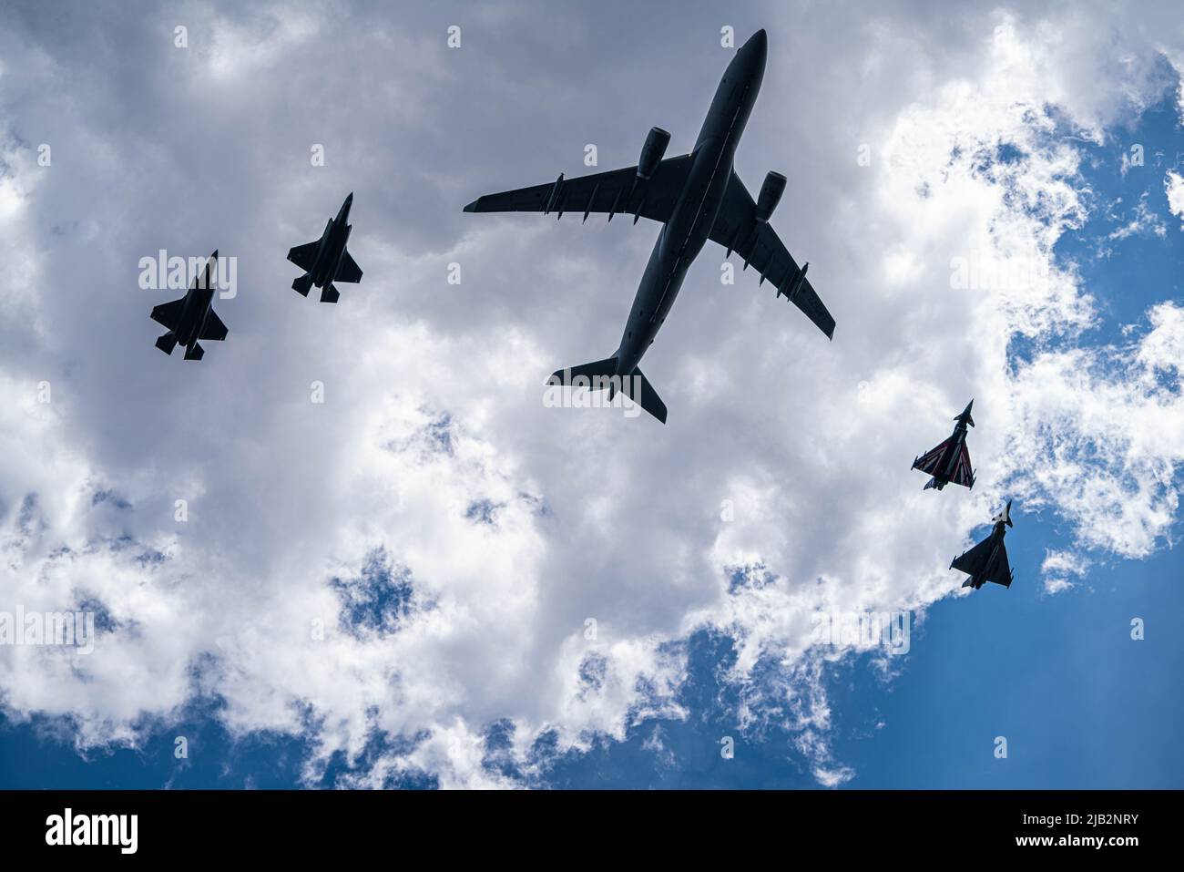 London UK, 2 June 2022. A VIP Voyager from the RAF is seen flying ...