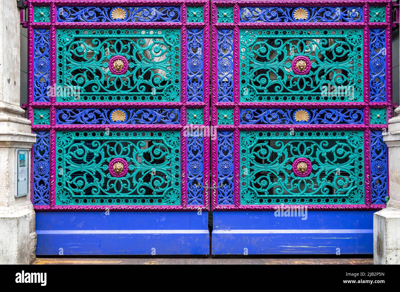 Smithfield painted gate hi-res stock photography and images - Alamy