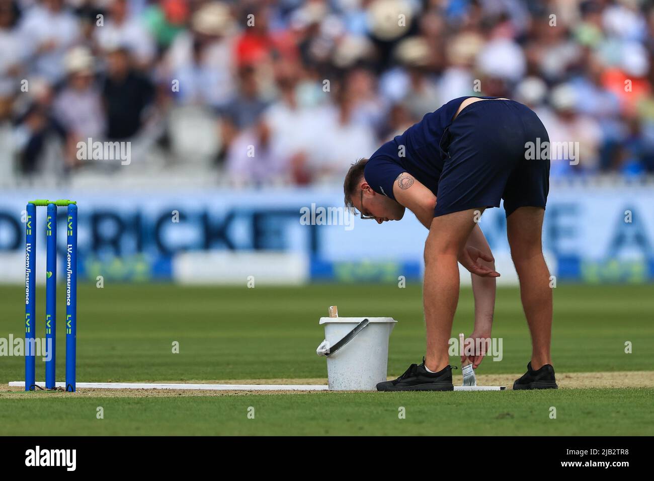 Cricket lords painting hi-res stock photography and images - Alamy
