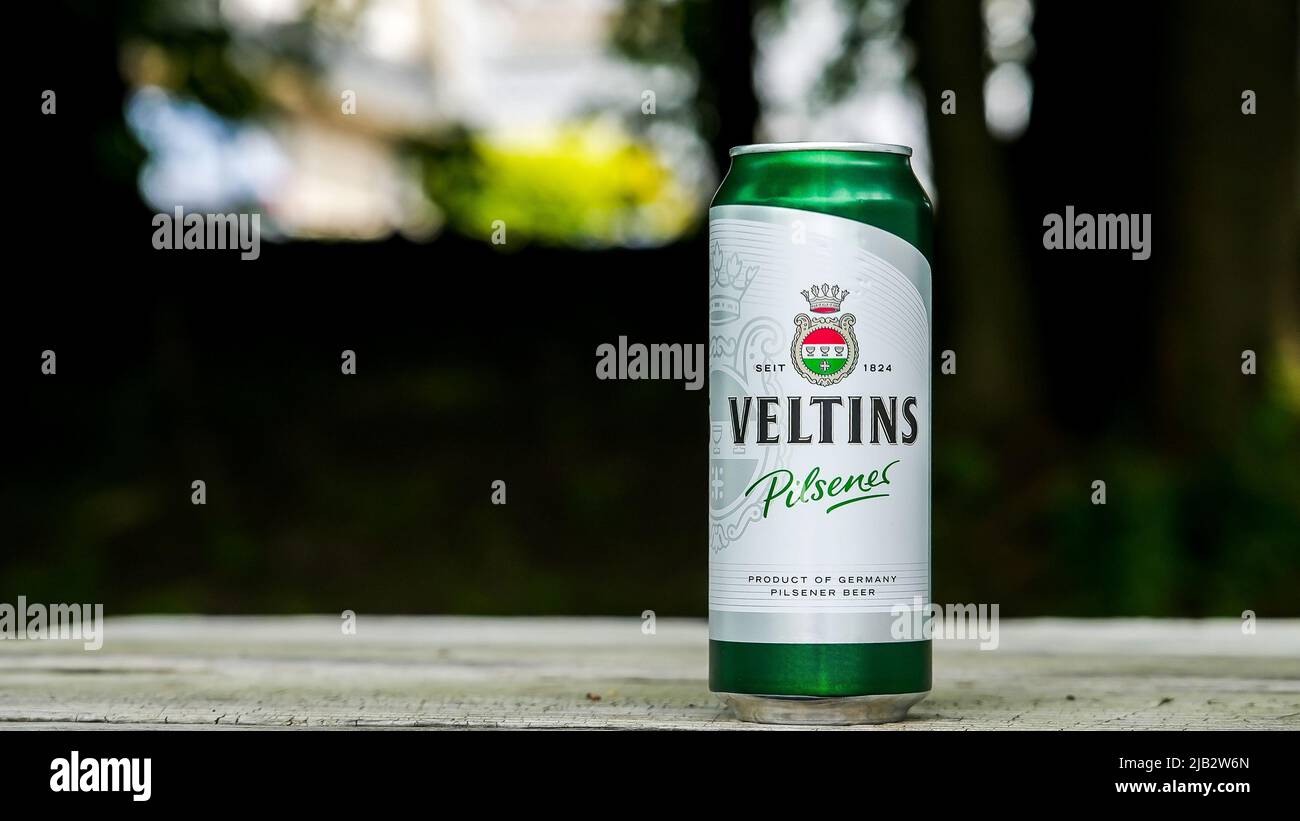 Veltins label hi-res stock photography and images - Alamy