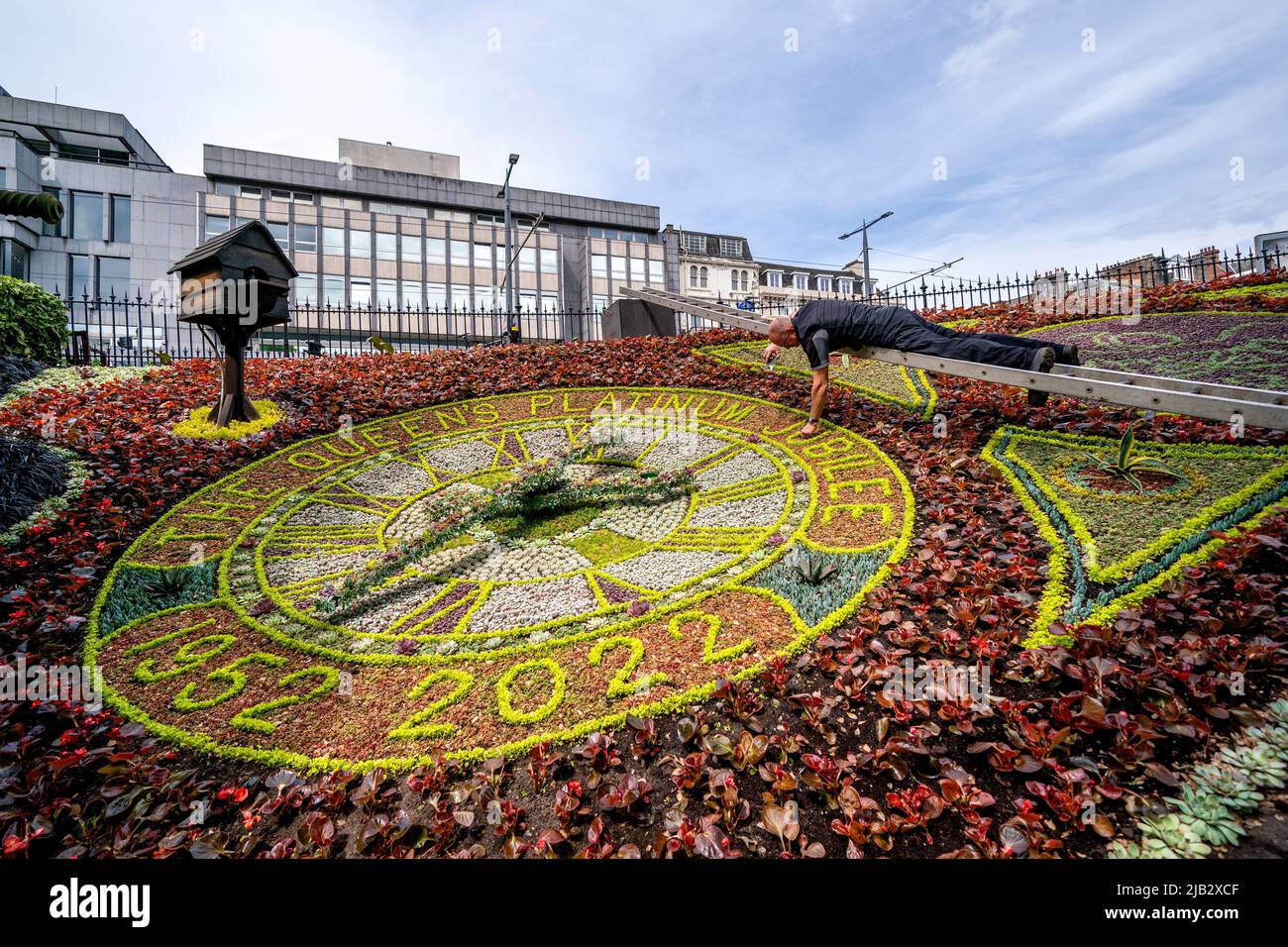 Head gardener David Dorward next to this year's design on the world's ...