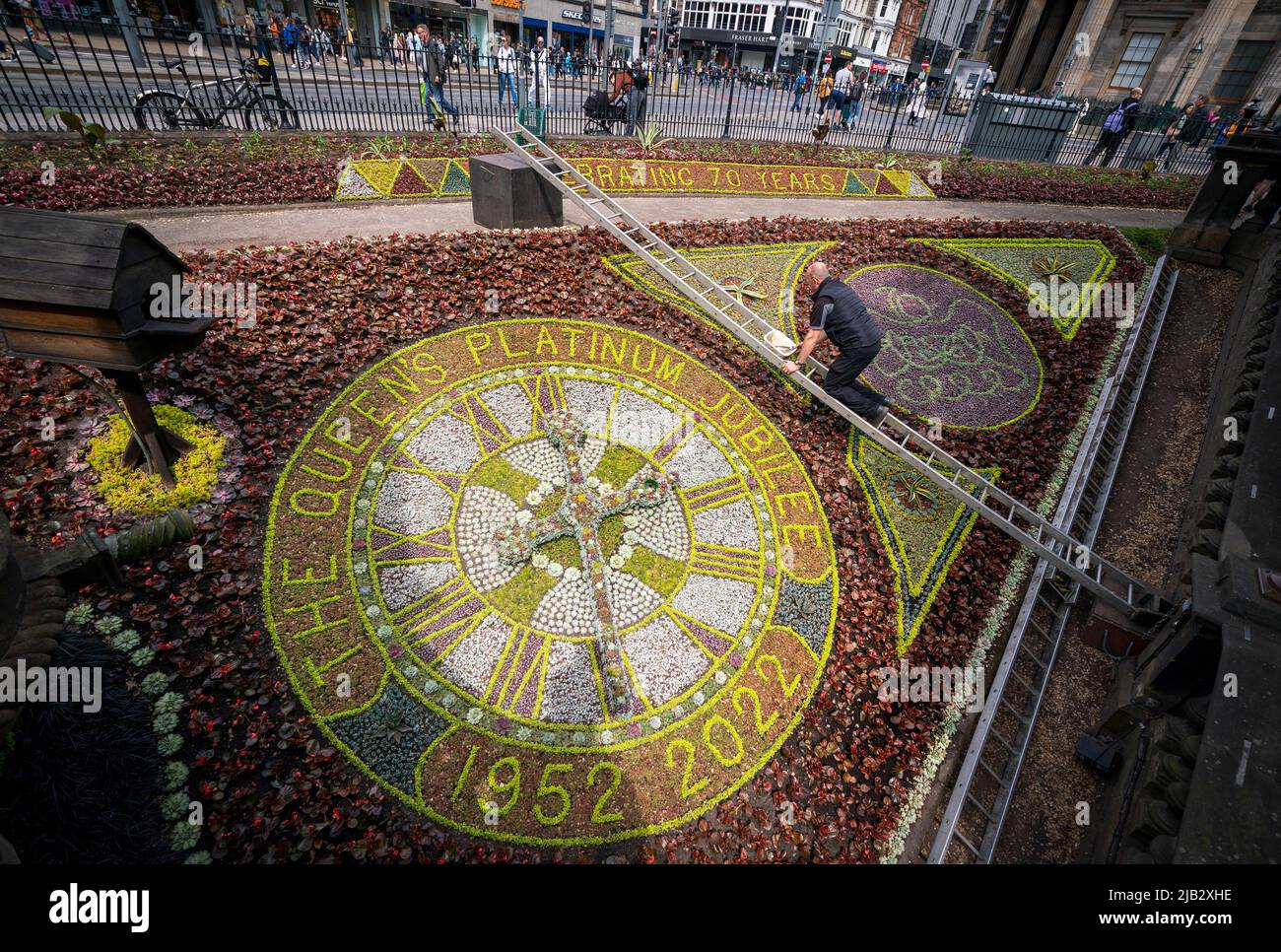 Head gardener David Dorward next to this year's design on the world's ...