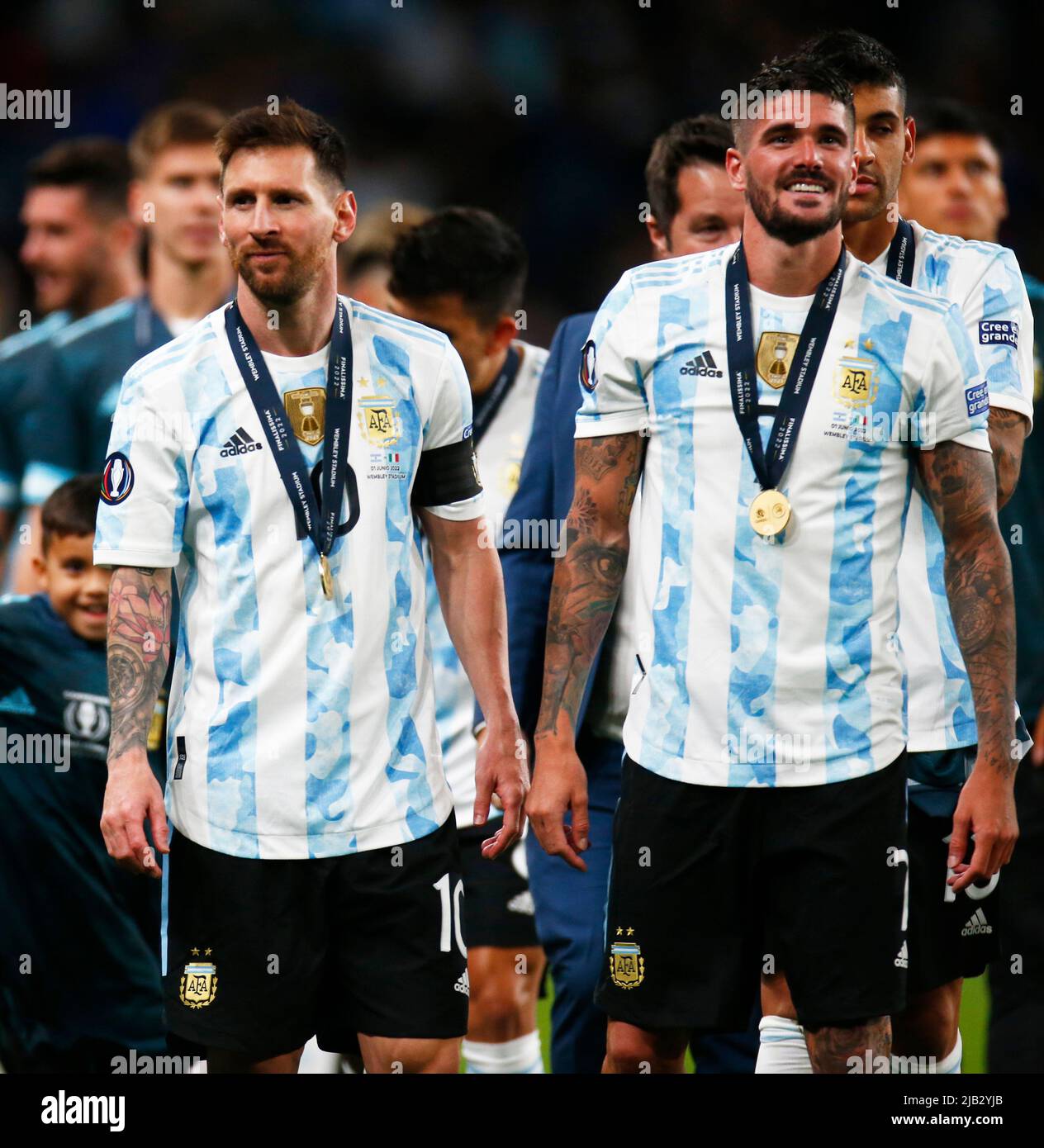 LONDON, ENGLAND - JUNE 01:L-R Lionel Messi of Argentina and Rodrigo De ...