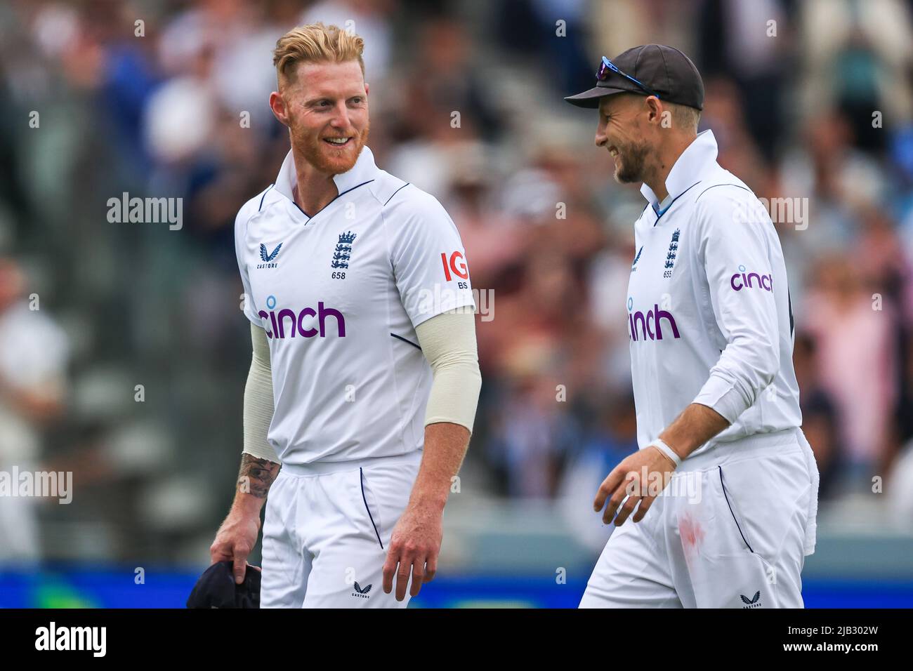 Joe root ben stokes test hi-res stock photography and images - Alamy