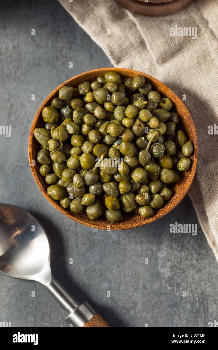 Capers plant hi-res stock photography and images - Alamy
