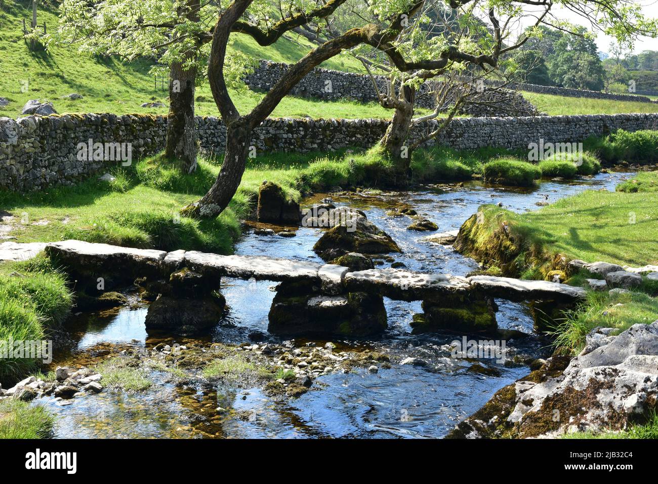 Malham cove summer hi-res stock photography and images - Alamy