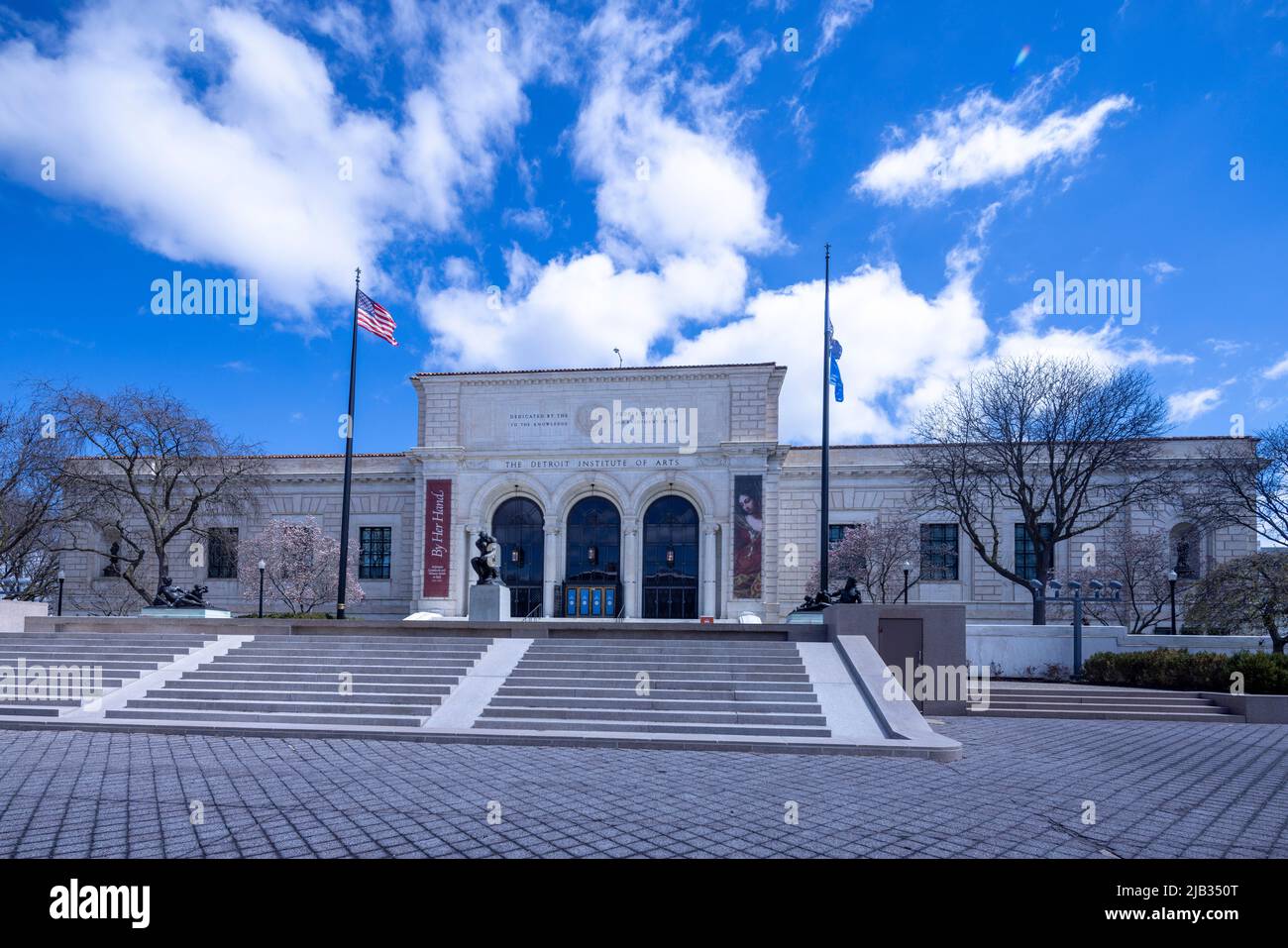 entrance facade, The Detroit Institute of Arts (DIA), Michigan, USA ...