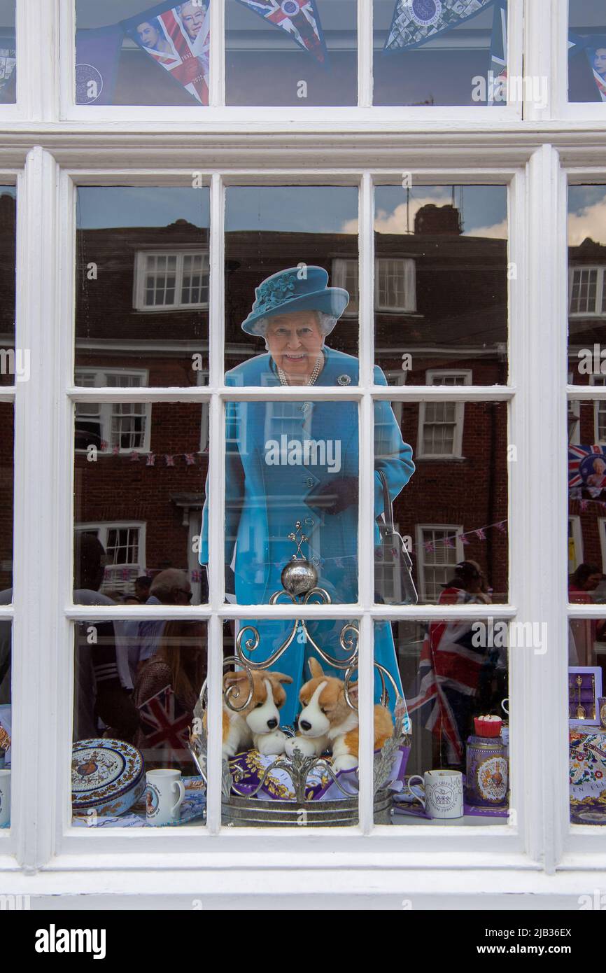 Windsor, Berkshire, UK. 2nd June, 2022. There are some great window ...