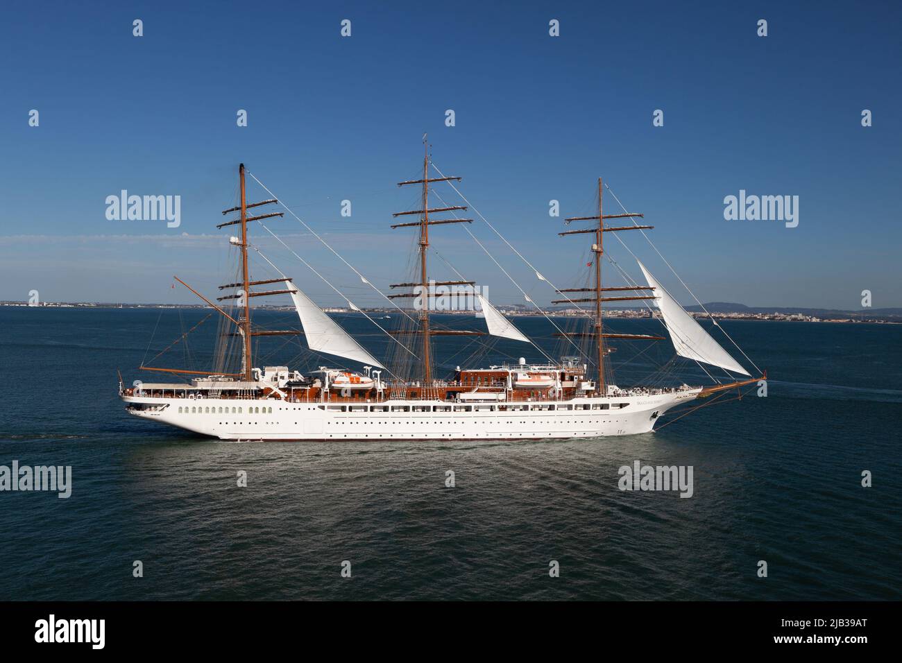 River schooner hi-res stock photography and images - Alamy