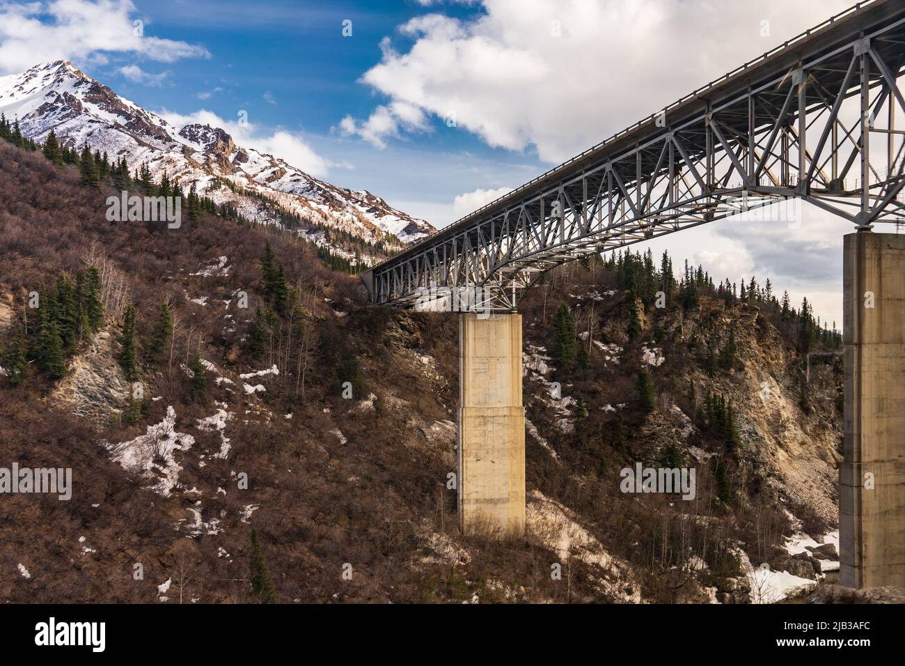 Alaskan train bridge hi-res stock photography and images - Alamy