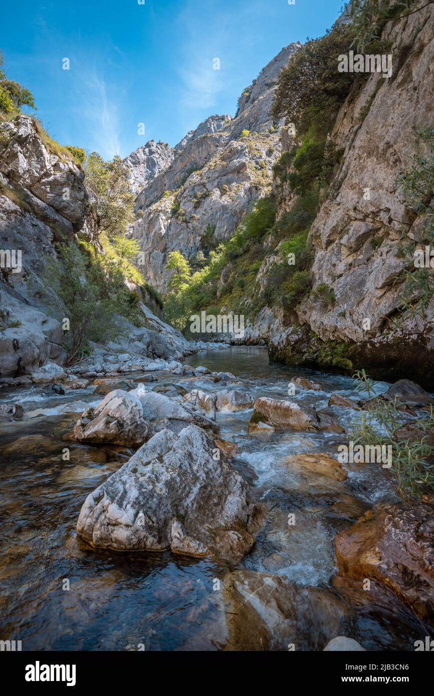 Vertical composition. Cares trail landscape. River Cares.Caín de ...