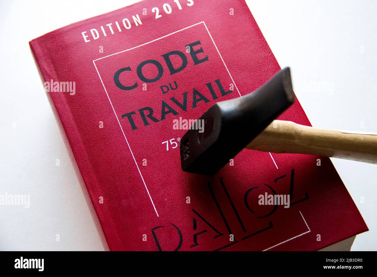 FRA - SOCIETY - LABOR CODE. Illustration of the labor code for future ...