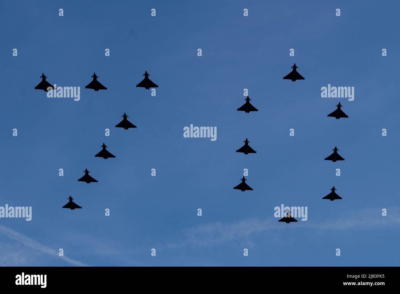 Fly Past down the mall heading towards Buckingham Palace in the shape ...
