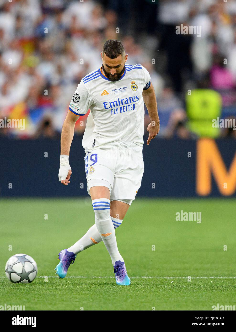 Karim BENZEMA (Real) Action, Soccer Champions League Final 2022 ...