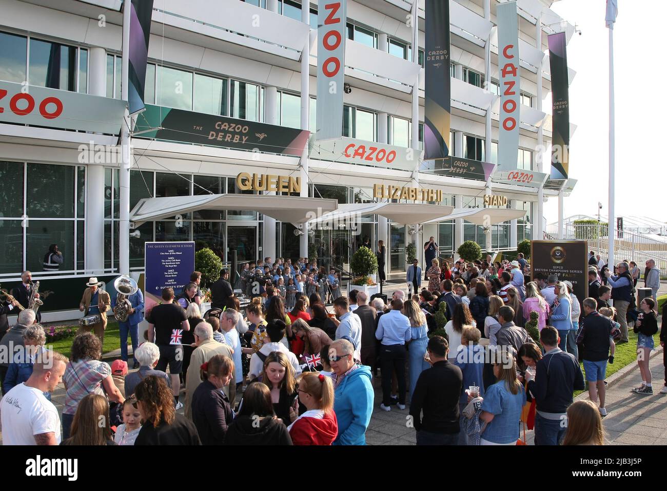 Epsom Downs, Surrey, UK. 2nd June, 2022. The QueenÕs Platinum Jubilee ...