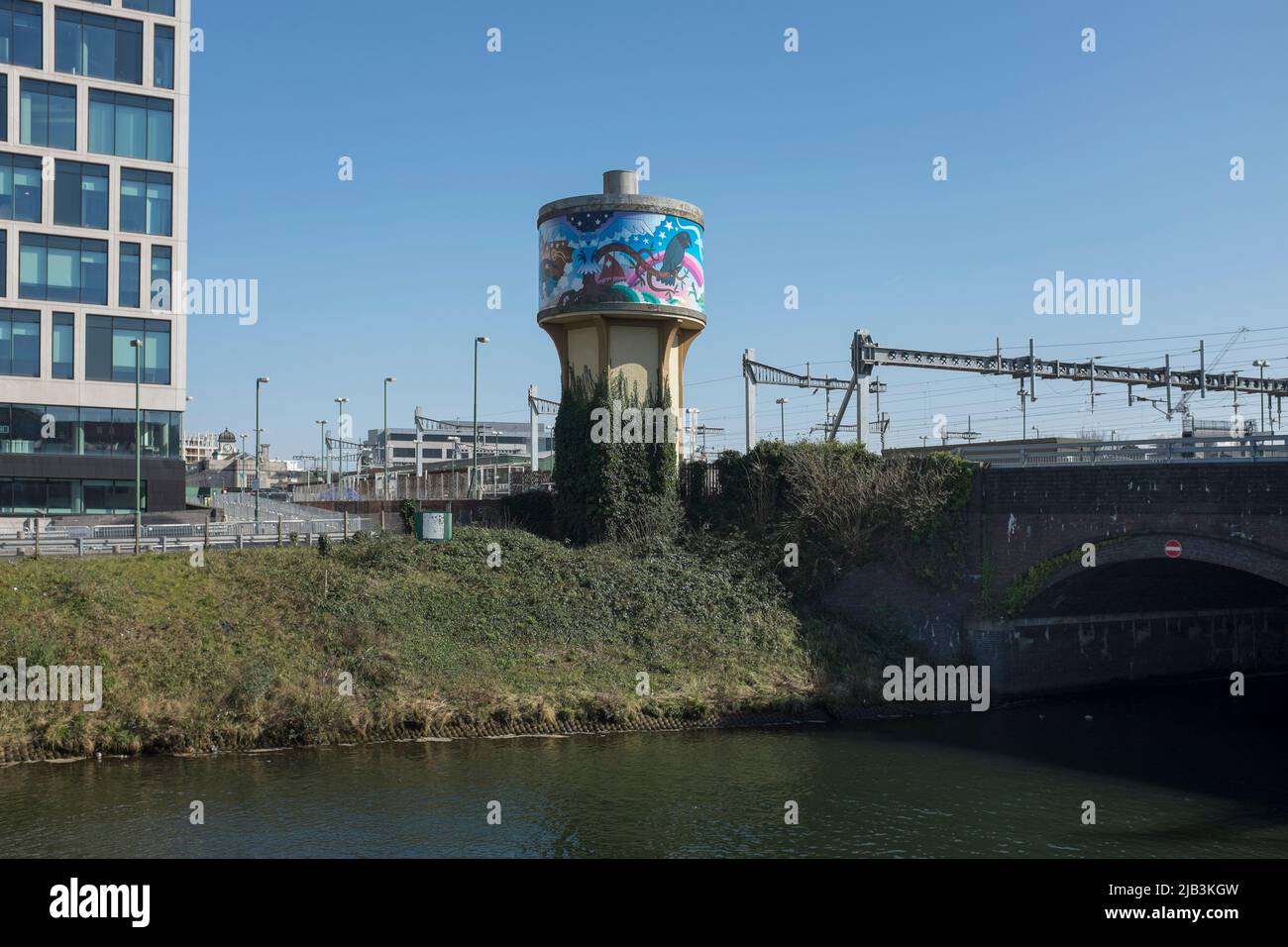 The old water tower alongside river Taff and Cardiff Central railway ...