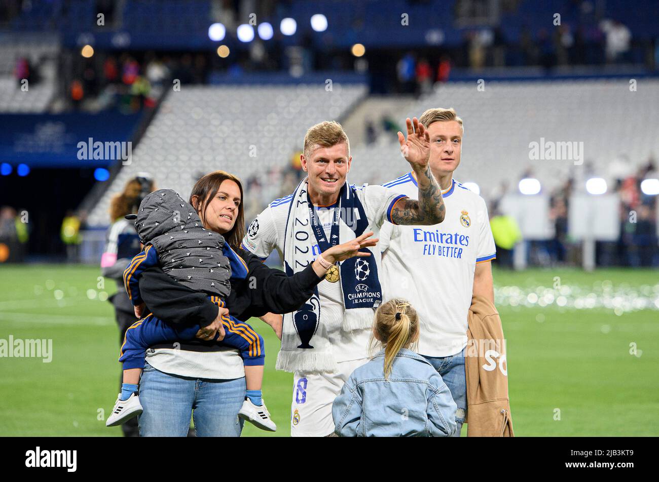 Toni KROOS (real) with family wife Jessica, baby, children, brother ...