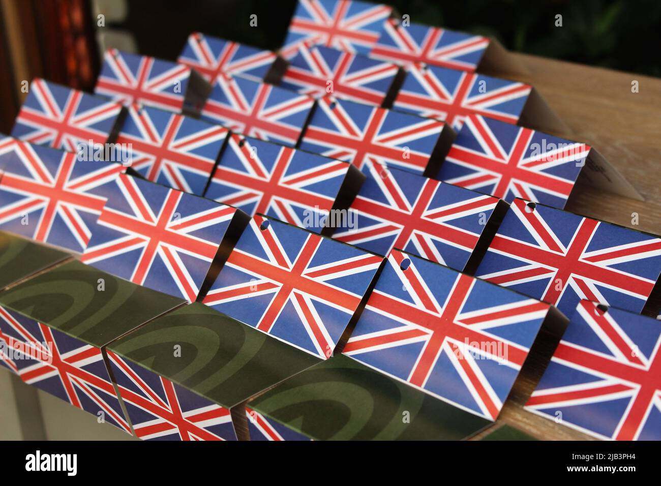 Rows of union jack flags hi-res stock photography and images - Alamy